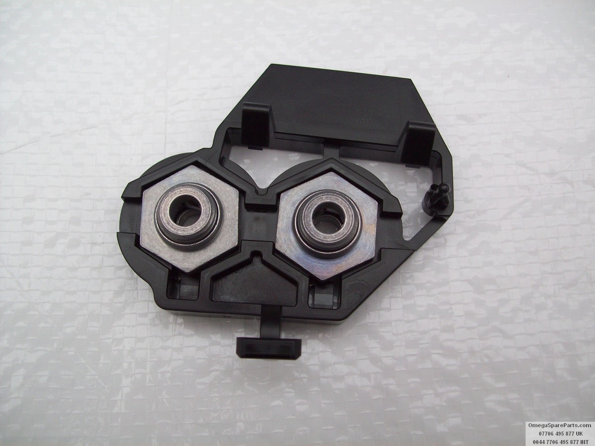 A2056260212 Mercedes C Class W205 Radiator Upper Attachment Angle Bracket